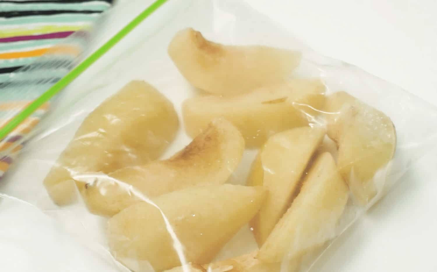 Can You Freeze Pears? Yes! Here's How... | Freeze It